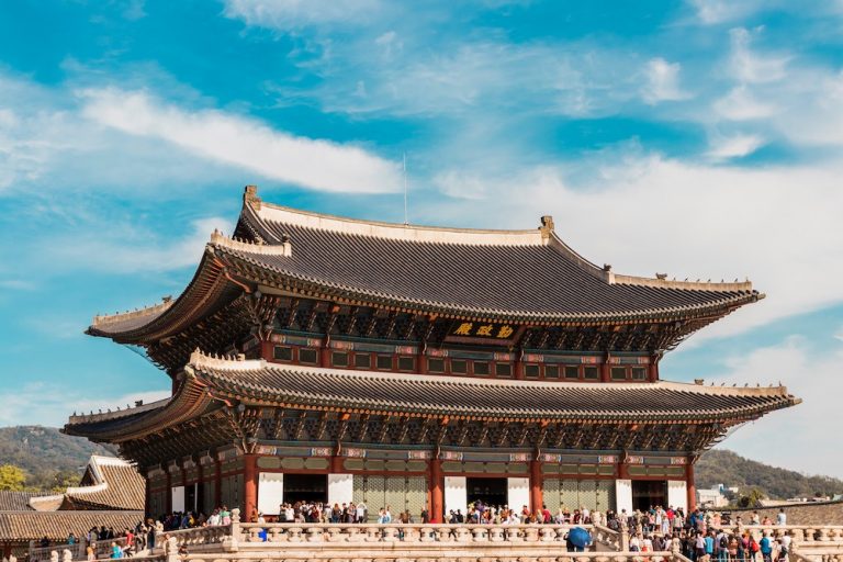The 10 Best Things To Do In Seochon Hanok Village