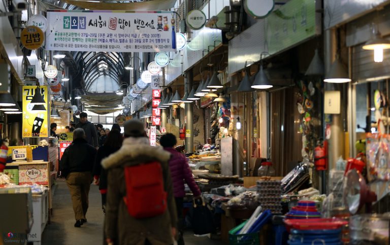 The 10 Best Things To Do In Seochon Hanok Village