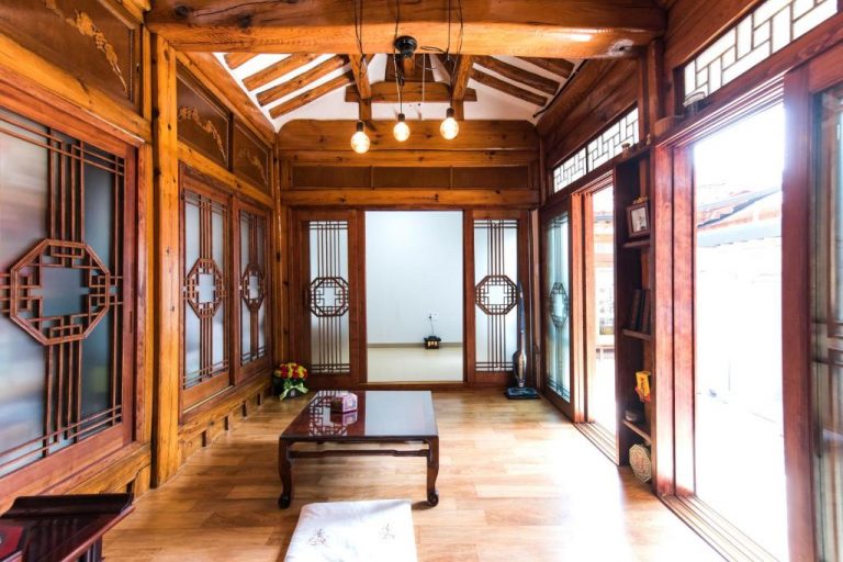 6 Gorgeous Hanok Stays In Seoul You Need To Book In 2026