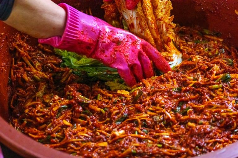 Gimjang - Discover The Korean Traditional Way To Make Kimchi