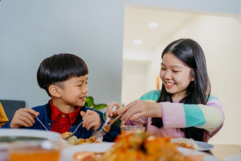 What Does Noona Mean In Korean [EXPLAINED]